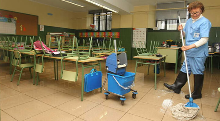 Trabajadores de limpieza de escuelas denuncian precarización extrema ...